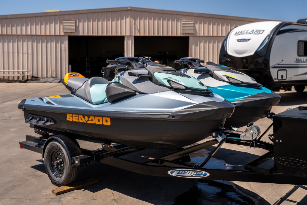 Jet Ski Resource Center - GoGo Rental
